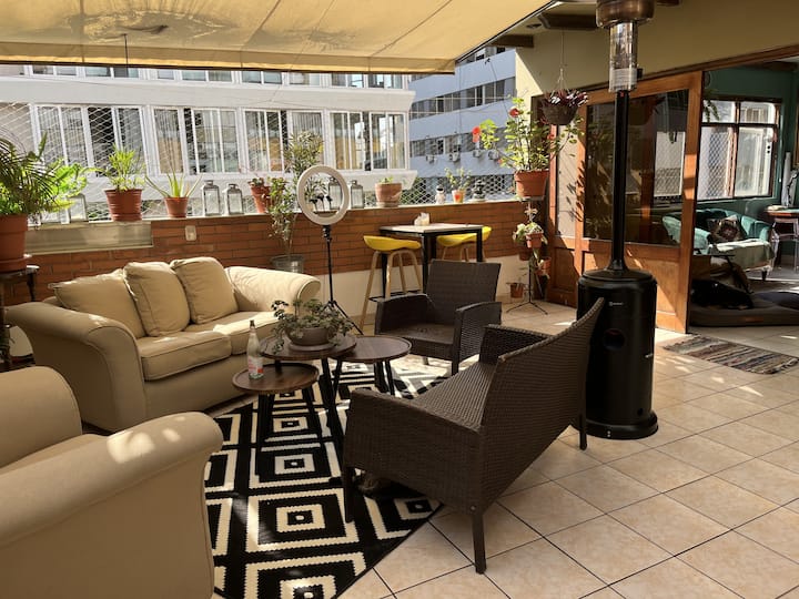 Habitación Doble Y Terraza - Centro De Miraflores - Perú