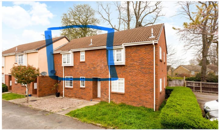 Weybridge Pied á Terre - Staines-upon-Thames