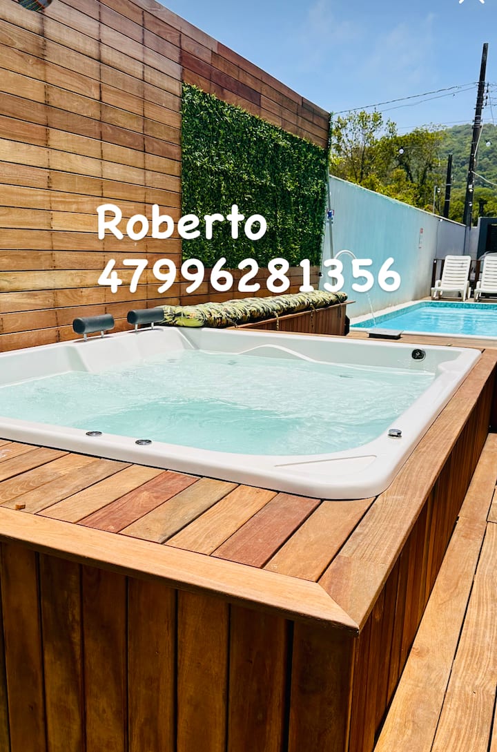 Casa 4 Quartos Com Spa E Piscina, Sinuca E Mais - Bombinhas