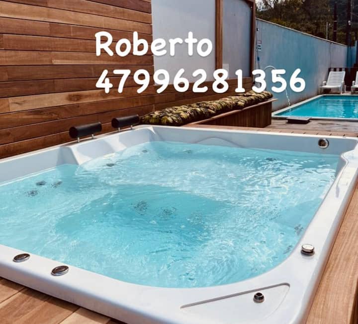 Casa 4 Quartos Com Spa E Piscina, Sinuca E Mais - Bombinhas