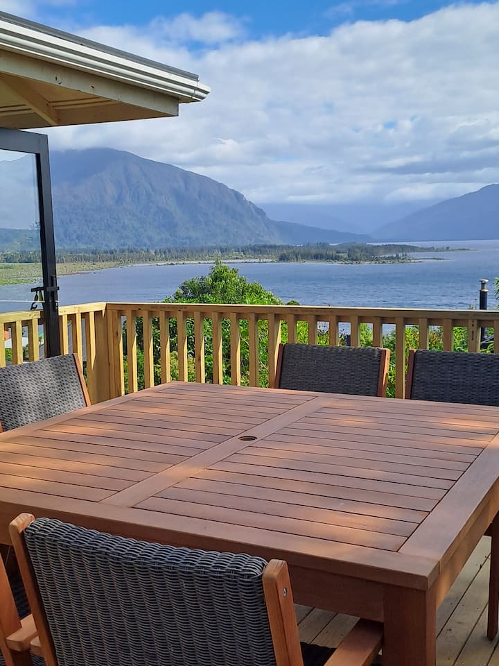 Lake View Family Haven – Moana - Moana