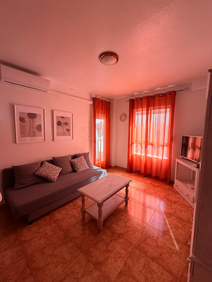 Casa De Carmen  Clim, Plage à Pied & Piscine - Torrevieja