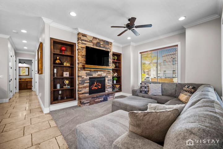 Coral Springs H5 | Ground Level, Poolside With Bbq - Hurricane, UT