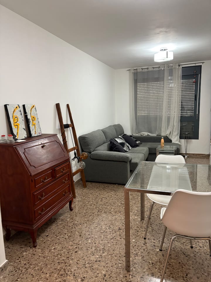 Amplio Y Cómodo Apartamento - Onda