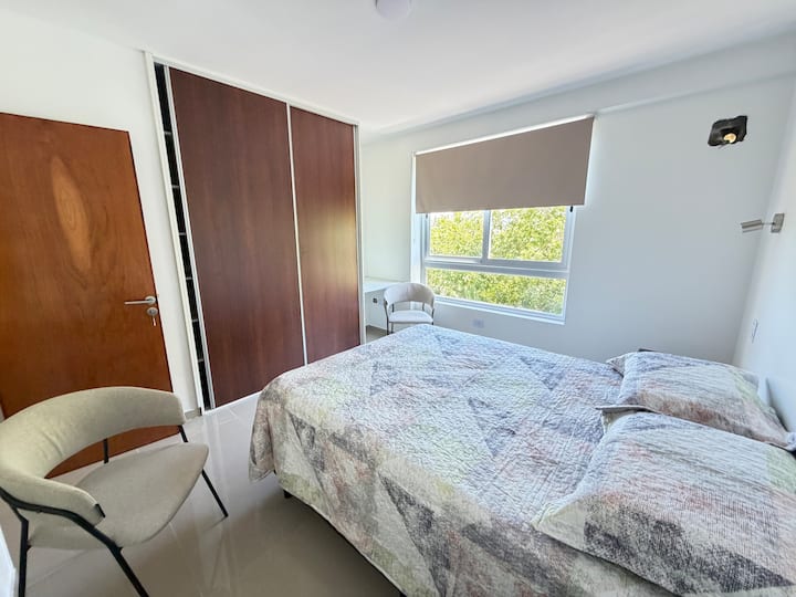 Departamento 1 Dormitorio Céntrico Con Cochera. - San Juan, Argentina