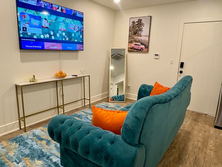 Welcome To Your Cozy Escape! - 