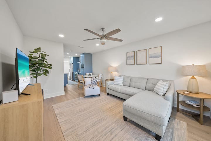 Newly Renovated - Walk To Historic St. Andrews Bay - Panama City, FL