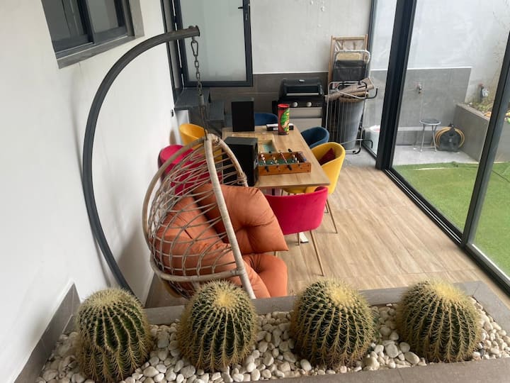 Appart Neuf, Jacuzzi, 1 Min Gare Agdal - Rabat