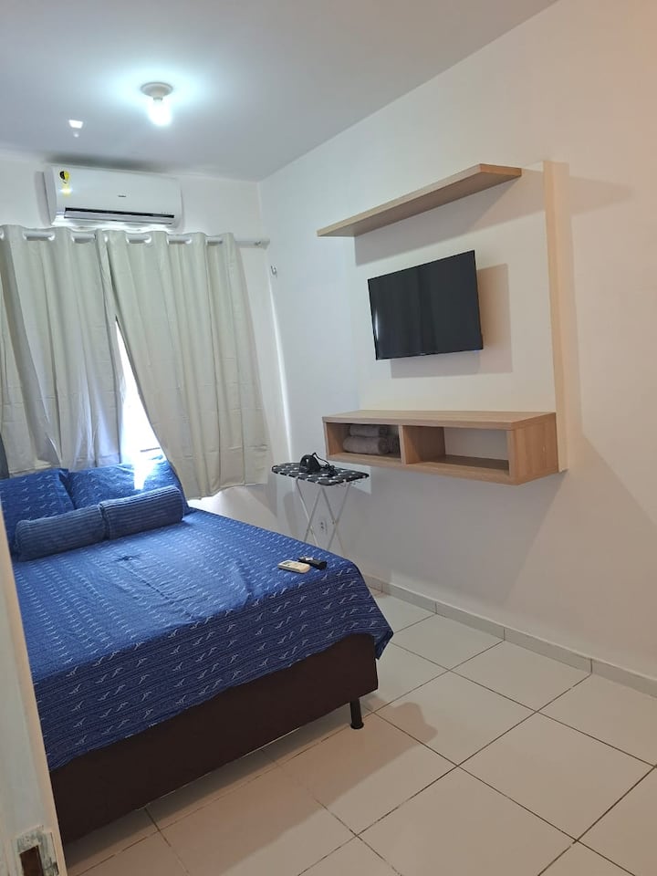 Kitenet No Calhau 500 Mt Da Praia Bairro Nobre - Maranhão (estado)