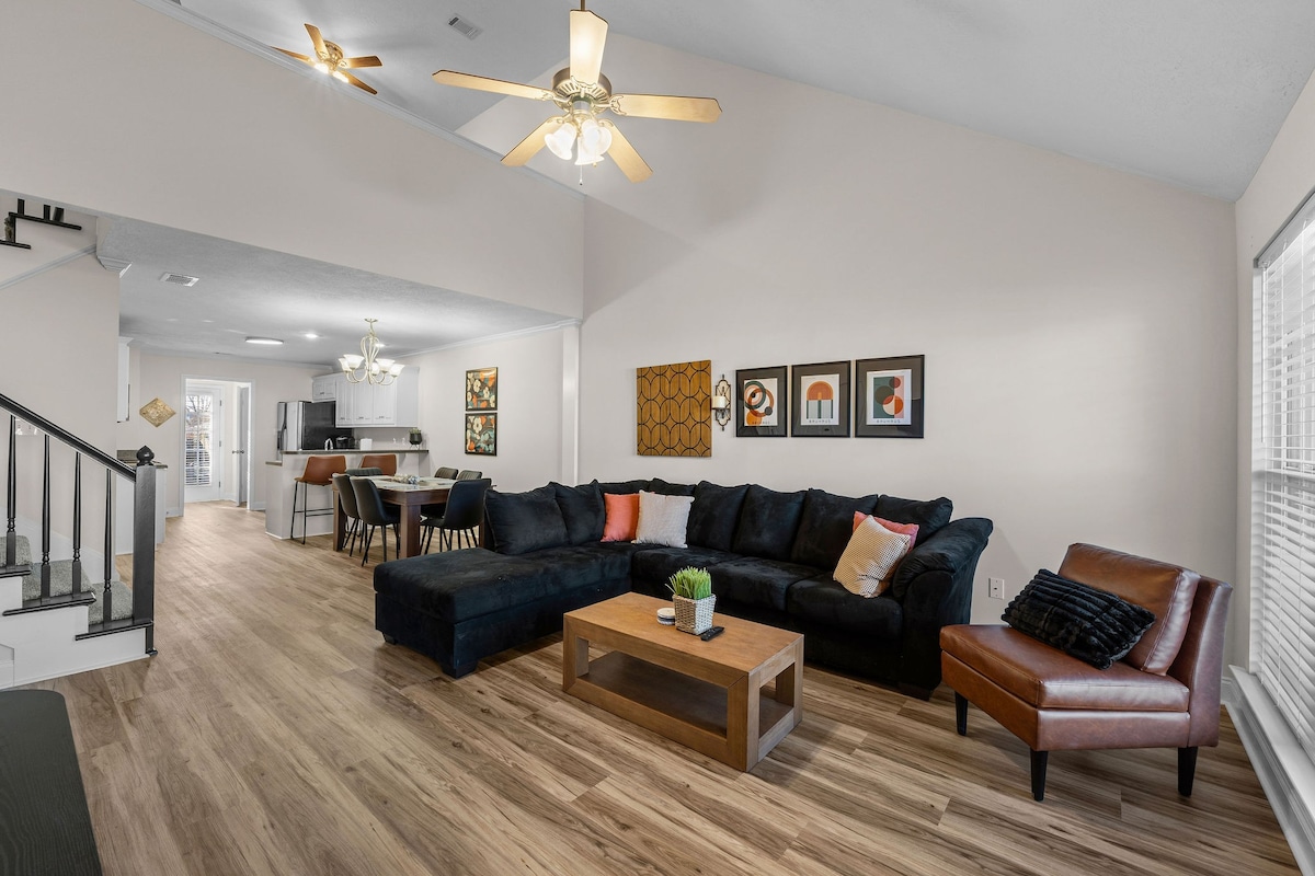 The Modern Basecamp | 3 chambres près de Fort Gordon - Maisons de ville ...