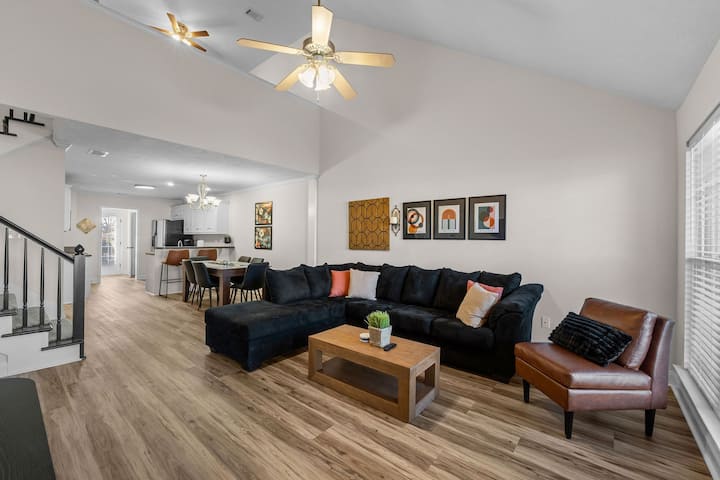 The Modern Basecamp | 3br Near Fort Gordon - Adams Lake, Evans