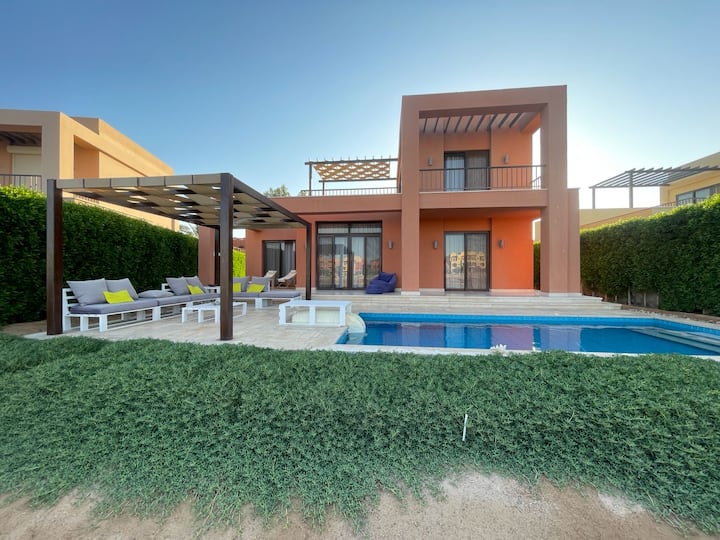Lagoon Paradise: 3br Villa In Elgouna - Hurghada