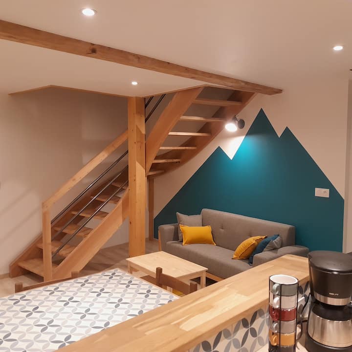 Gîte Dans Corps De Ferme Montagnard
"La Bargerie" - Chaillol 1600