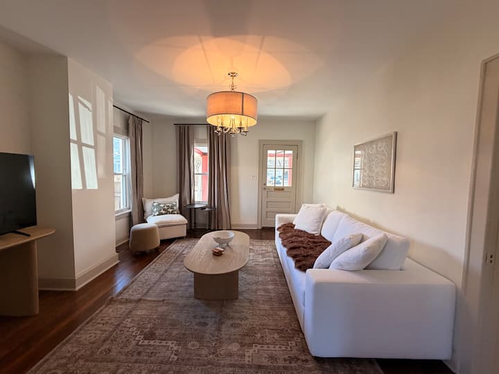 Walk To Distillery District, Gatton Park - Lexington, KY