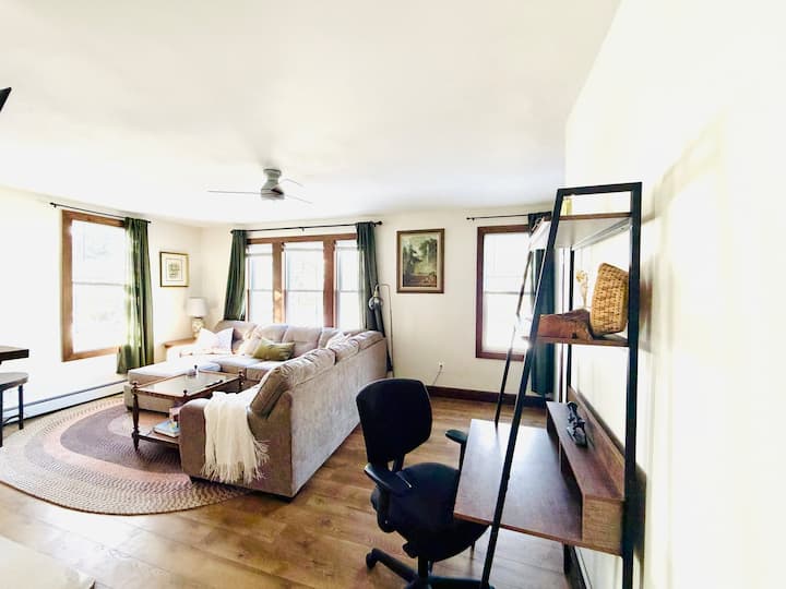 Chester Creek Condo. 5 Min From Duluth Hospitals - Duluth, MN