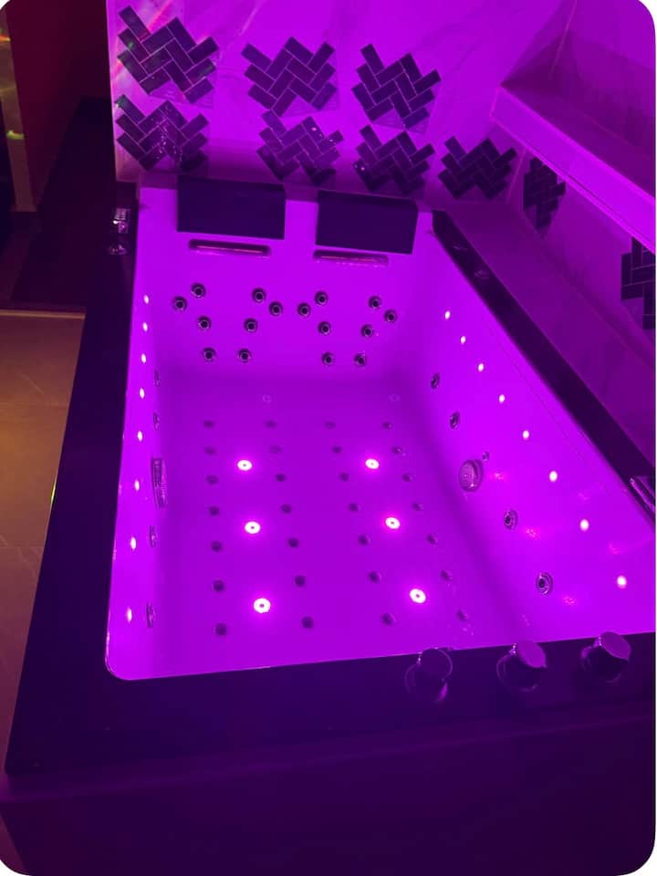 Logement Spa Jacuzzi Disponible 24/24 - Deuil-la-Barre