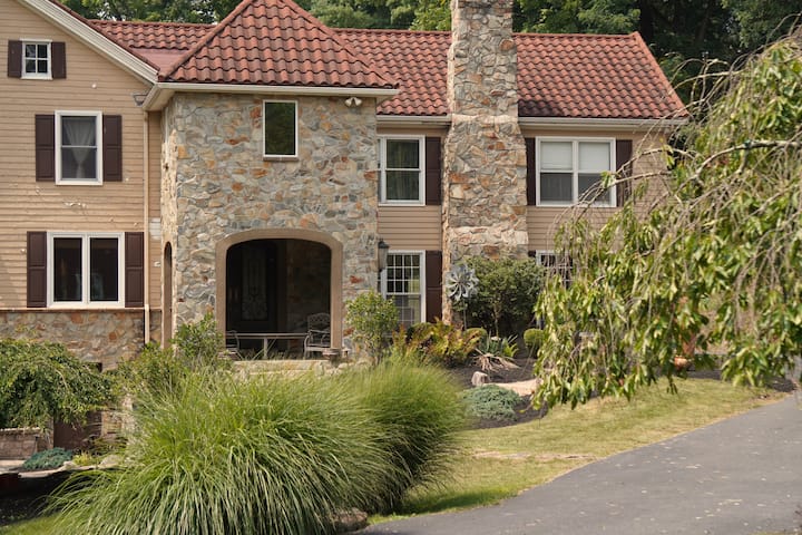 Hidden Valley Estate - Hershey, PA