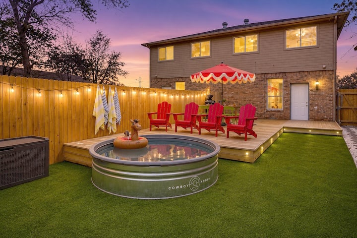 Pool, Putt, Firepit, Backyard Oasis-7 Mins To Fifa - Grand Prairie, TX