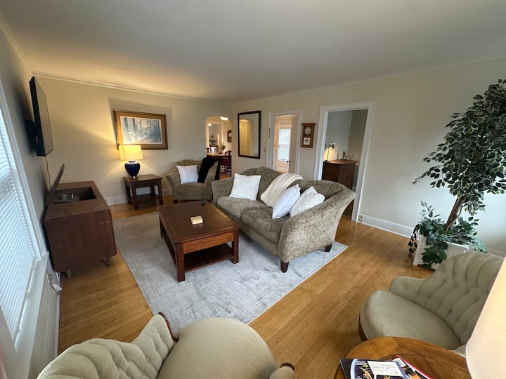 The Duck Blind On Church - Oshkosh, WI