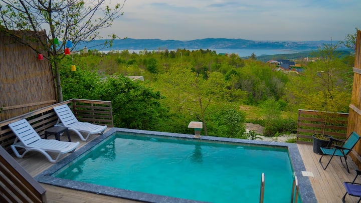 Sapanca Havuzlu Bungalov - Sapanca