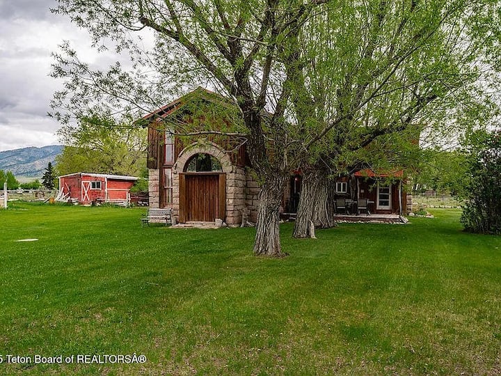 Mountain View Hideaway - Swan Valley, ID