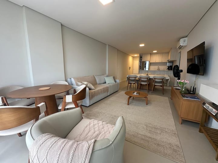 Panoramic Sea View, 4 Bedrooms, 12th Floor - Laguna