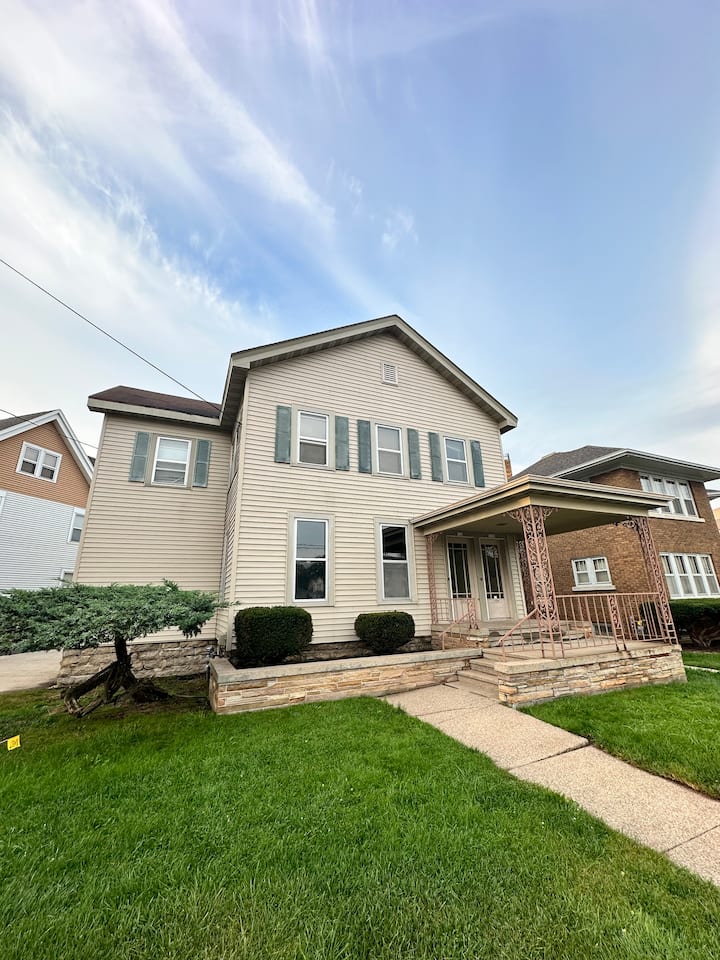 That House! On Church - Oshkosh, WI