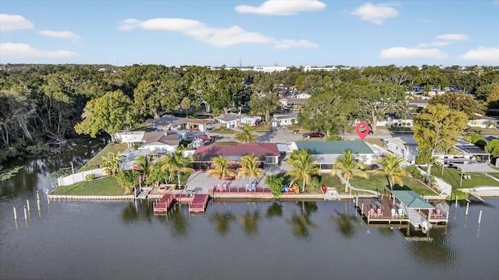 The Ultimate Luxury Combined Estate Retreat! - Tampa, FL