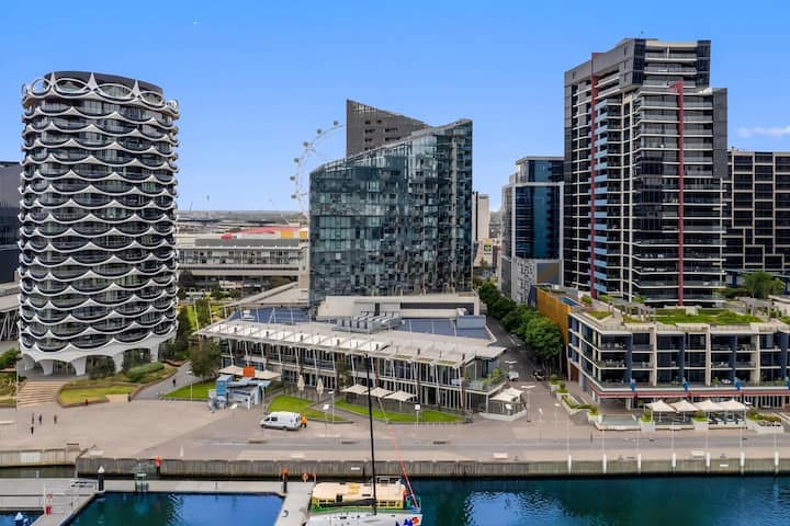 1b Freezone Pool &Gym Waterfront Lifestyle Apt - Melbourne