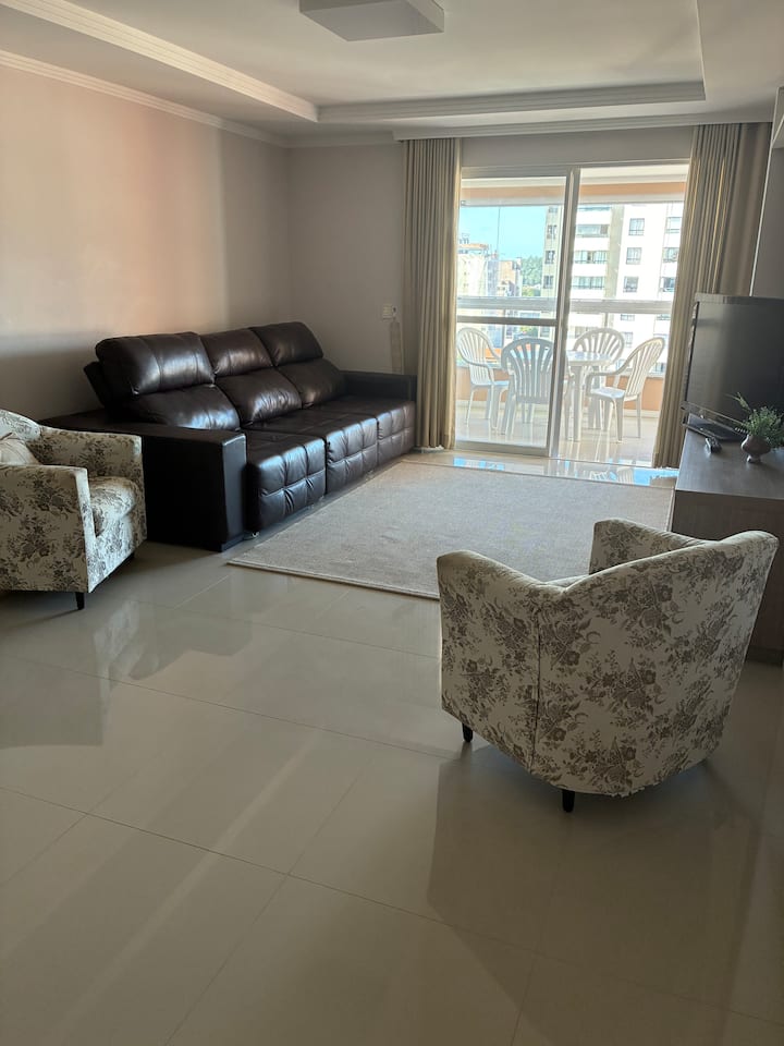 Apê 3 Quartos Em Gravatá Perto Do Beto Carrero - Navegantes