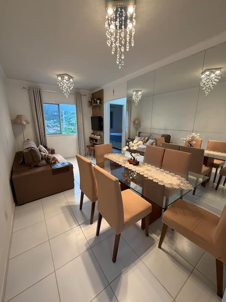 Apê Completo No 8º Andar | Vaga Inclusa - Caraguatatuba