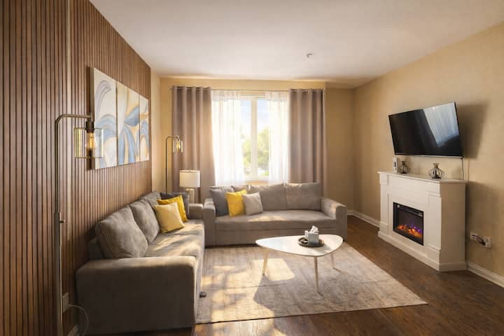 Cozy Marina 2bd Retreat • Fireplace • Pool - Venice Beach, CA