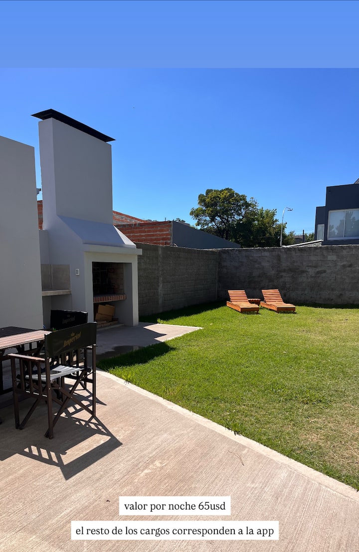 Loft 100% Equipado Con Parrilla Patio Y Ducha Ext. - Necochea