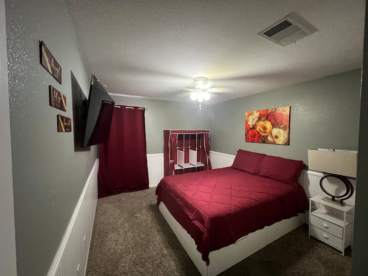 Private Room Near Austin | Nightly Stay - Buda, TX
