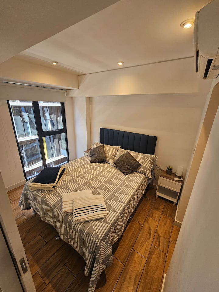 Blue Skyline | Apt. • Quo Zone 4 • - Guatemala City