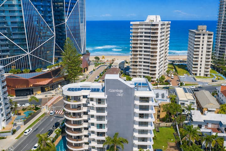 Ocean Front 1 Br With Balcony - Broadbeach