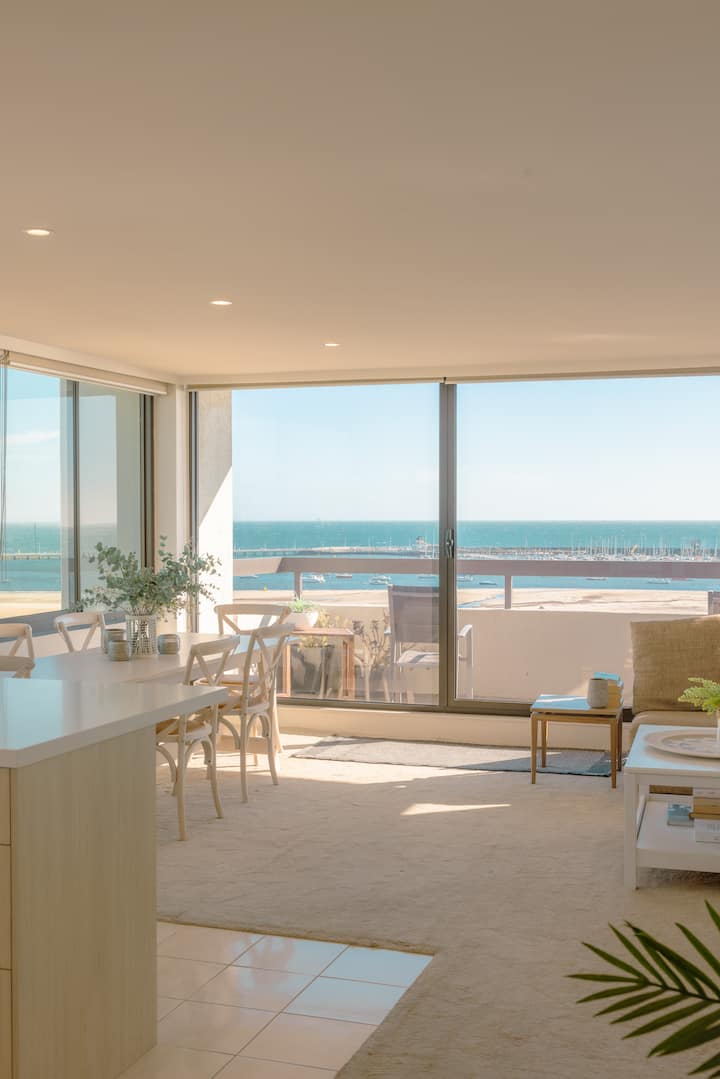 Ocean View Apartment At St Kilda Beach - St Kilda