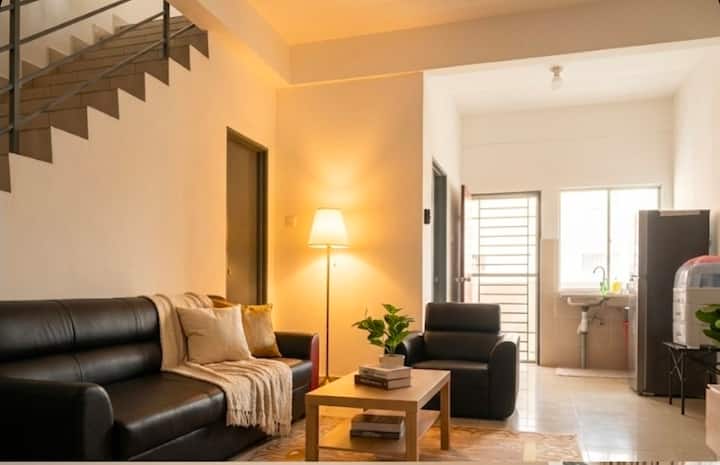 Modern And Opulent Homestay In Tuaran - Tuaran