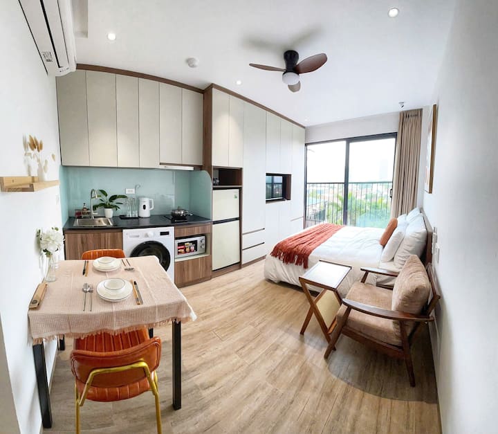 Cozy, Quiet Studio | City View Balcony - China