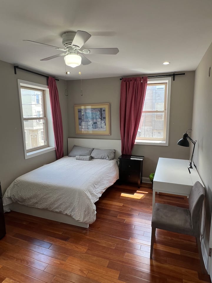 Qh. Spacious Queen Room Near Rittenhouse - Philadelphia, PA