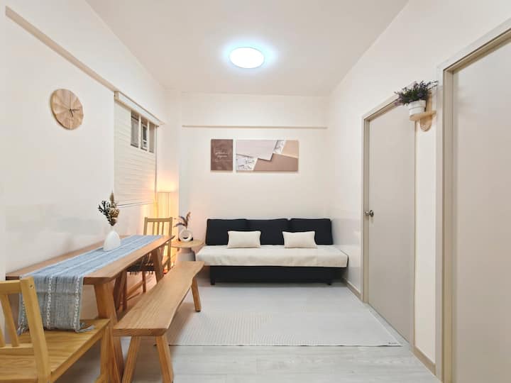 Creamy Haven: Cozy 2br | Jordan Mtr 3 Mins | Lift - Hong Kong