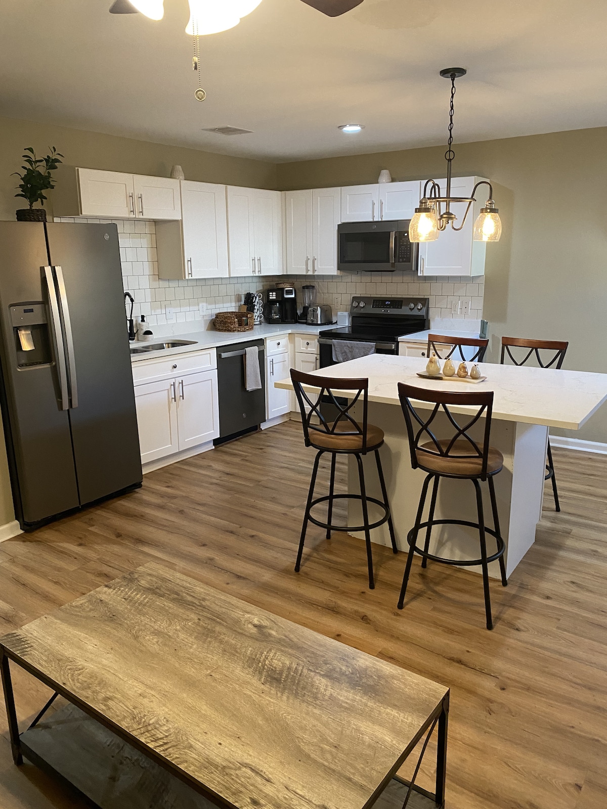 Magnifique duplex confortable et douillet. - Appartements à louer à ...