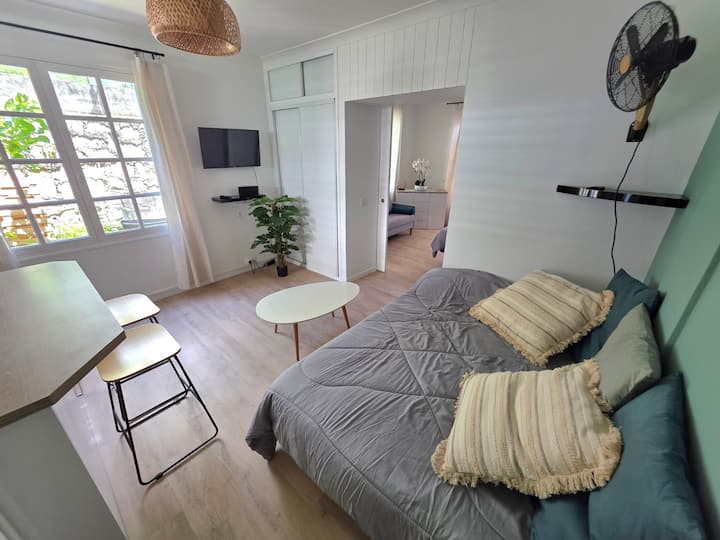 F2 Rez De Jardin - Proche Plage - New Caledonia