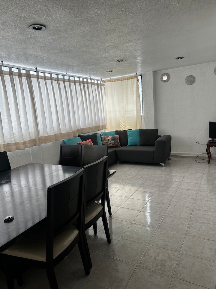 Large Apartment In Dorada. - 푸에블라