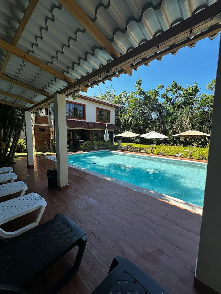 7.	Casa Las Palmas Te Da La Bienvenida - Honduras