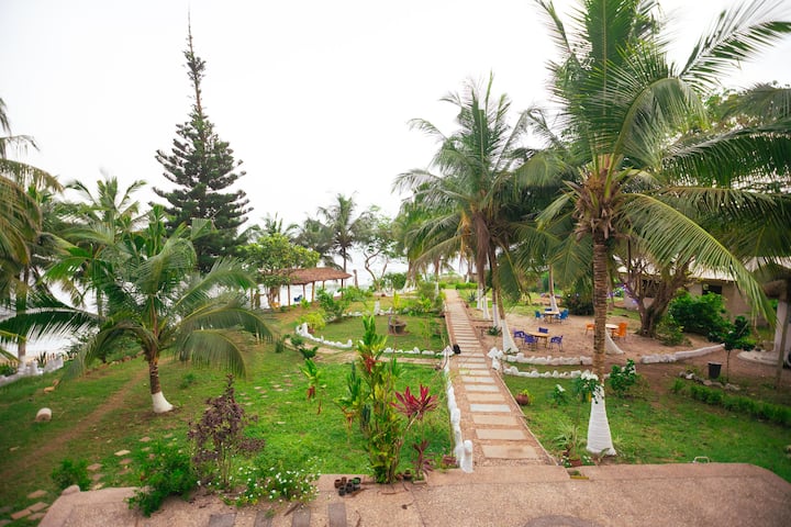 White Rocks Beach Resort - ガーナ