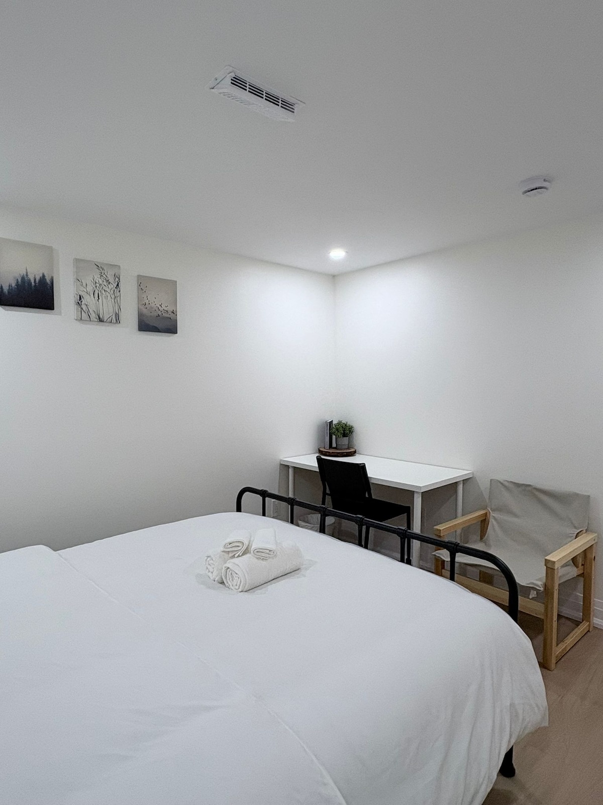 Acogedora unidad de sótano con baño privado en el centro de Toronto ...