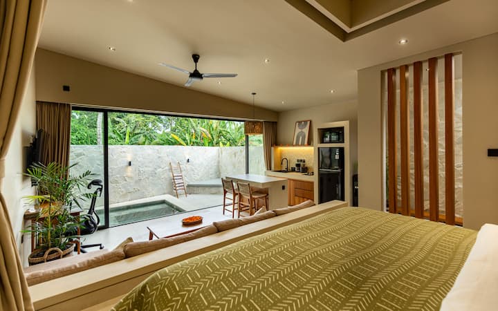 Romantic Jungle Escape With  Private Pool Villa - Canggu