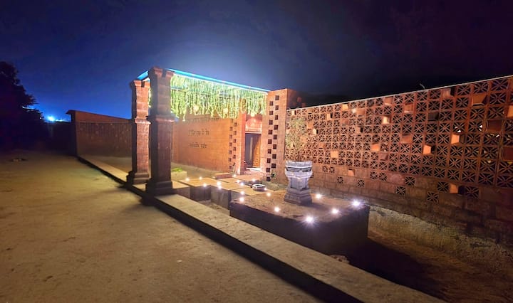 The Isanya Estate Is A 4 Bhk Luxury Resort Villa - Kolad