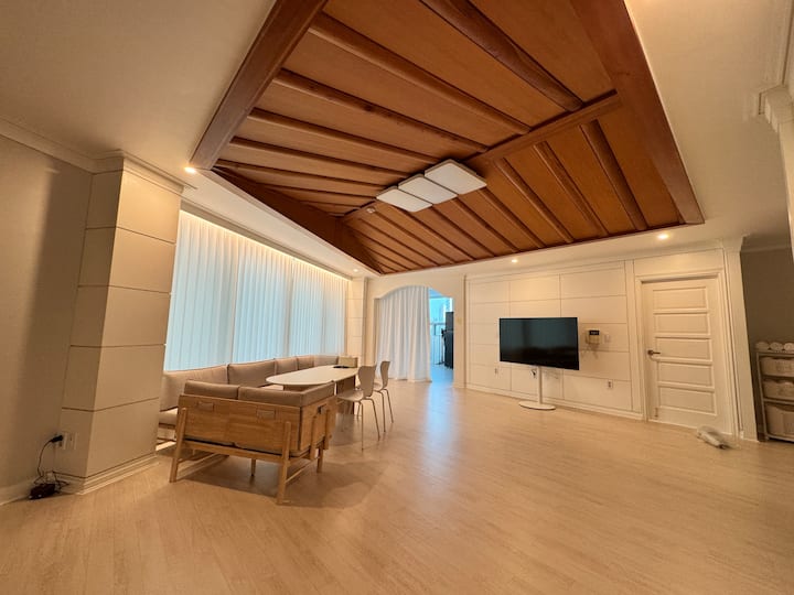 봉명동 큰집 - Daejeon